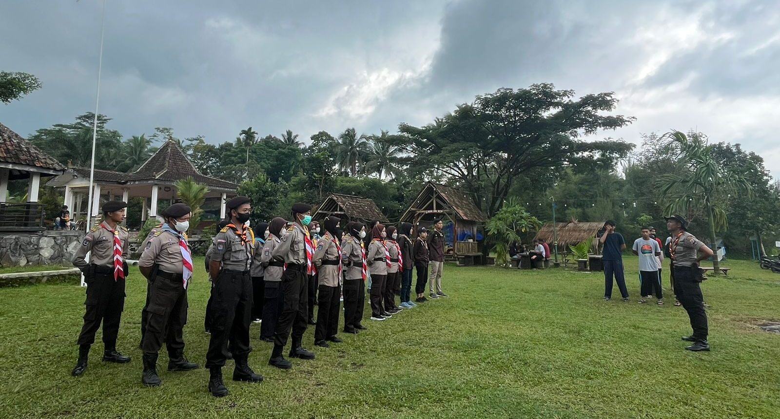 Pramuka UMY Hidupkan Bersih Sungai di Rintisan Kampung Pramuka ...