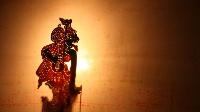 Makna Simbolis dalam Wayang Kulit Rahasia Filosofi Mendalam di Balik ...
